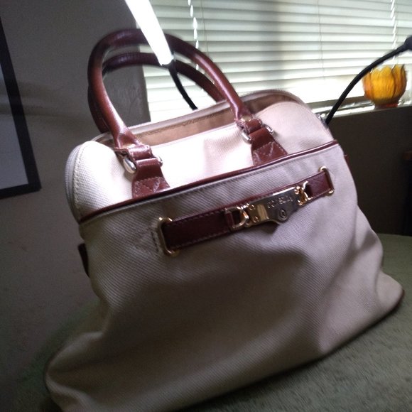 Capezio | Bags | Capezio Cream Colored Purse | Poshmark